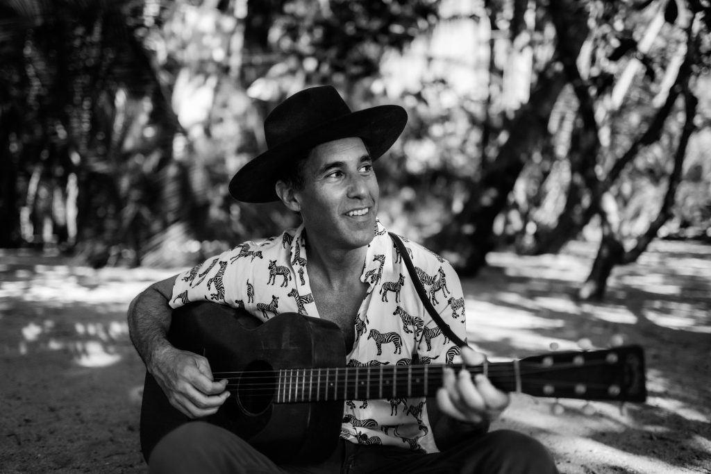 Singer, songwriter, nomad: Joshua Radin takes the stage in Pittsburgh ...